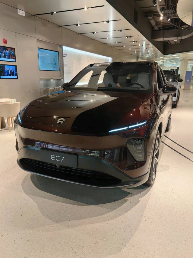 M42星云红GET！最美蔚来EC7 GET！_搜狐汽车_搜狐网