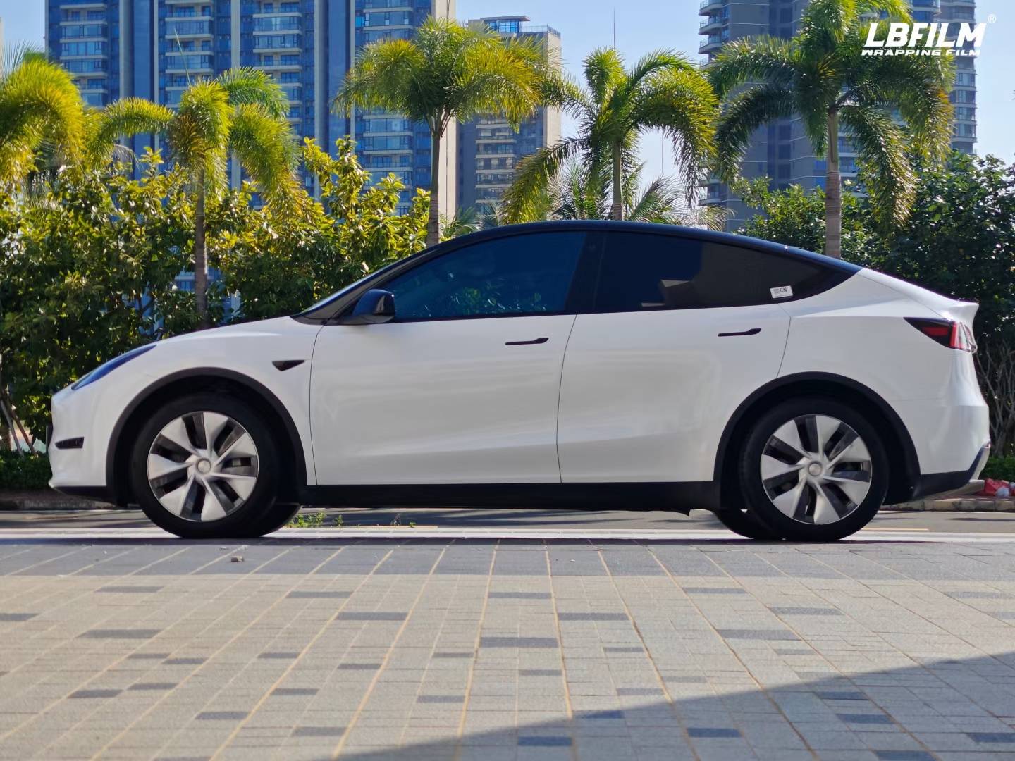 特斯拉modelY-LB改色膜珠光白，像流淌着的钻石银河_搜狐汽车_搜狐网