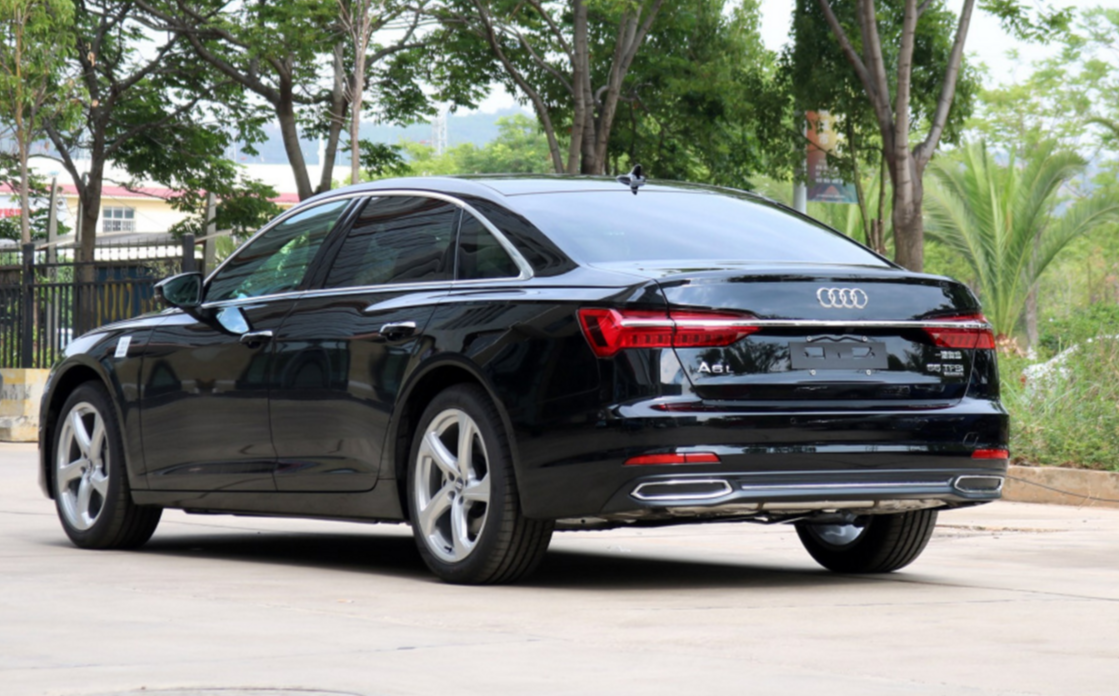 各方面表现十分出色，奥迪A6L孰强孰弱自见分晓_搜狐汽车_搜狐网