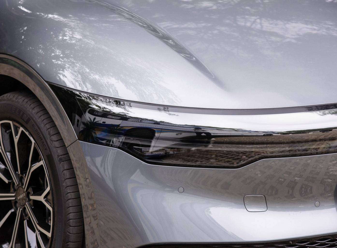 对标小米SU7低配，极氪007后驱增强版上市，指导价20.99-23.99万_搜狐汽车_搜狐网