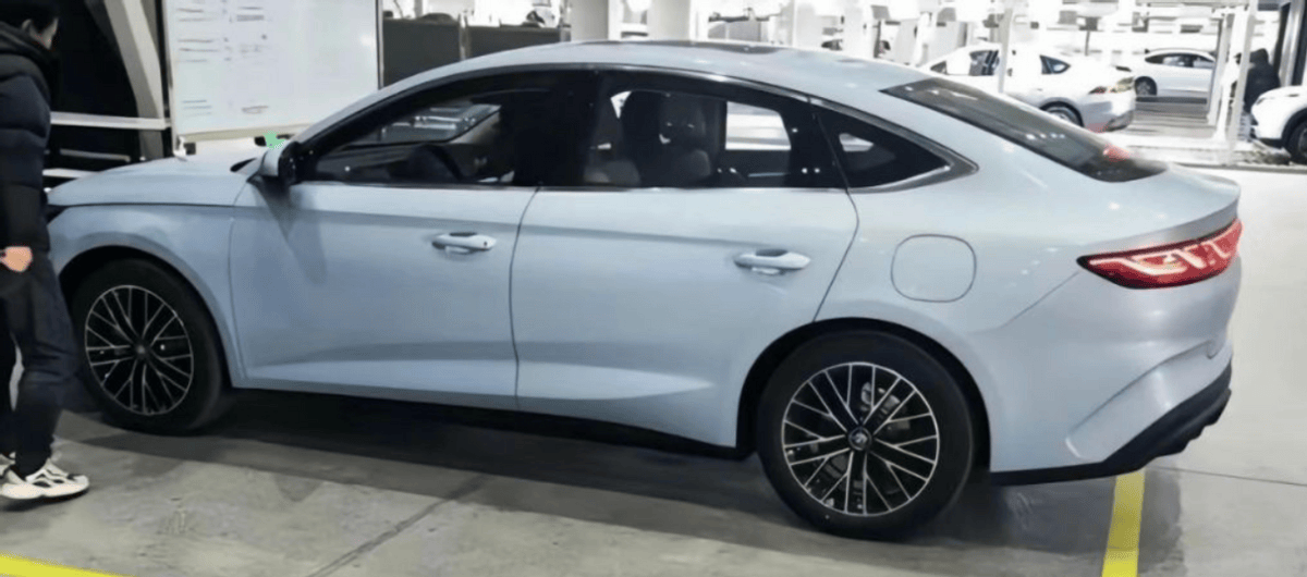 比亚迪秦L即将发布，首搭DM5.0混动系统 ，综合续航或超2000km_搜狐汽车_搜狐网