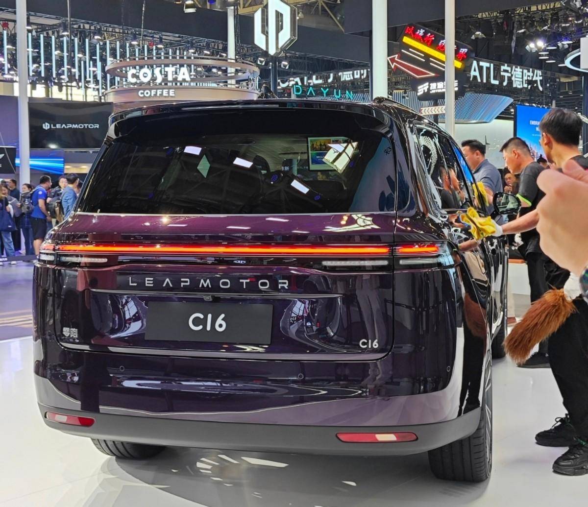 跟MPV抢“饭碗”？零跑C16北京车展预售，满配不超20万_搜狐汽车_搜狐网
