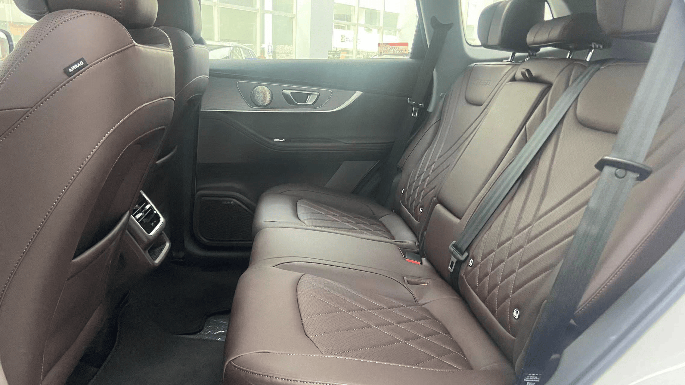 探店丨8155、零百7秒，瑞虎8 PLUS冠军版才是家庭SUV市场真正的卷王_搜狐汽车_搜狐网