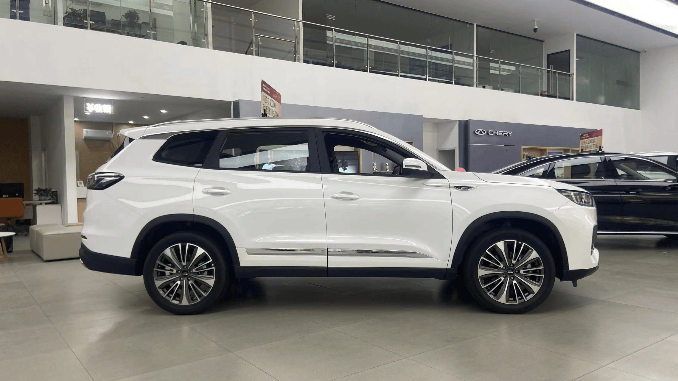 探店丨8155、零百7秒，瑞虎8 PLUS冠军版才是家庭SUV市场真正的卷王_搜狐汽车_搜狐网