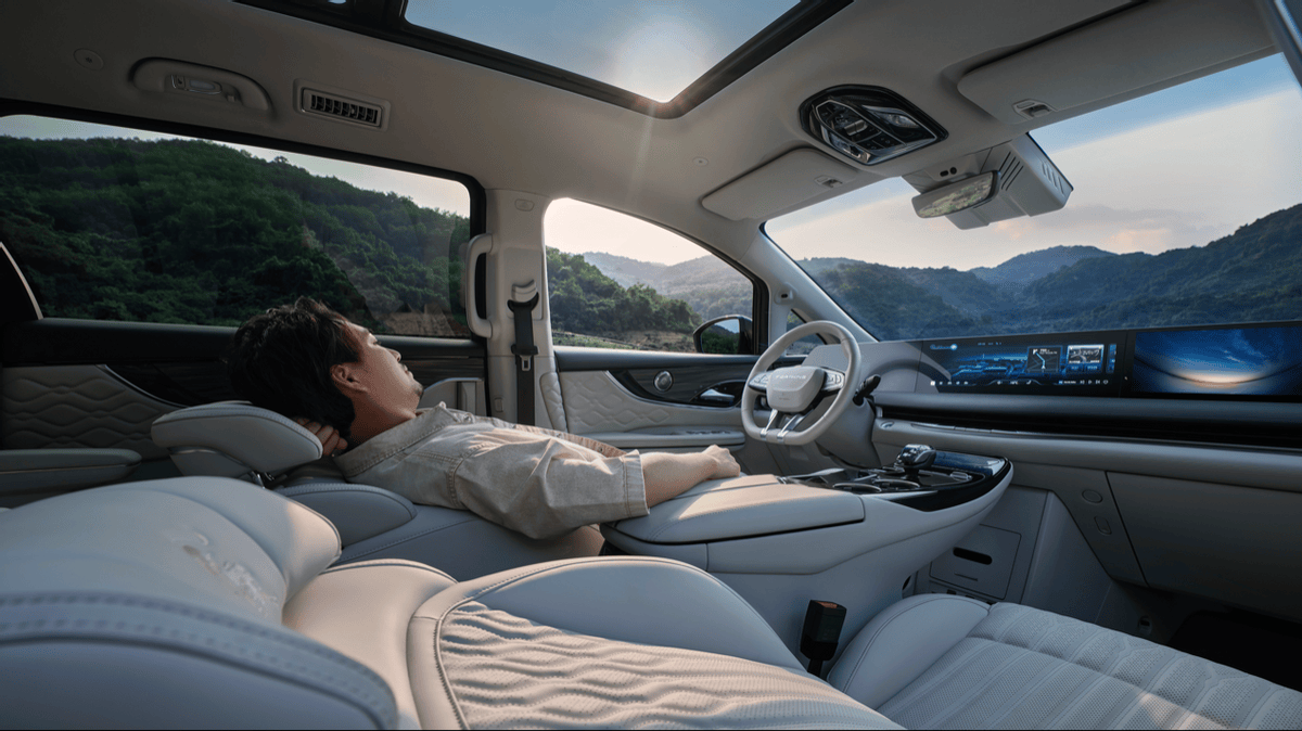 MPV市场又一猛将，1300km长续航+豪华内饰，风行星海V9上市_搜狐汽车_搜狐网