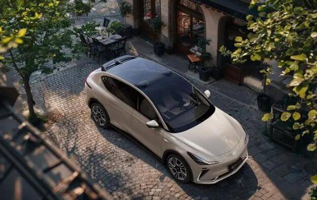 智己LS7 Max价格公布！33.98万起售，搭载2颗激光雷达，内饰有优化_搜狐汽车_搜狐网