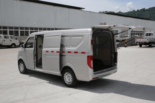 纯电轻客哪家强？长安跨越星V7EV实力满“电”立新标_搜狐汽车_搜狐网