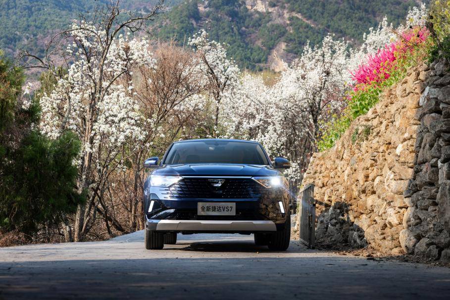 10.79 万拿下 SUV 小钢炮，全新捷达 VS7 实拍曝光_搜狐汽车_搜狐网