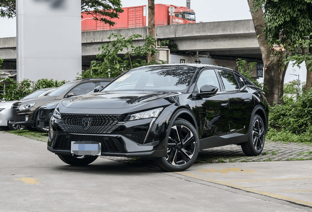 新款东风标致408X即将上市，无边界前格栅，轴距2787mm，1.6T+8AT_搜狐汽车_搜狐网