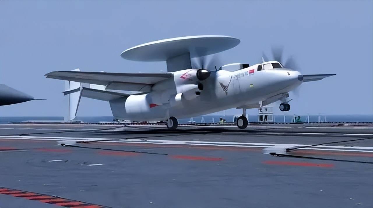 福建舰再传大喜讯！歼-15T和空警-600电磁弹射升空 渴望2025年初服役 -6parkbbs.com