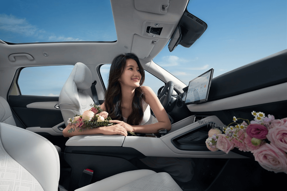 年轻人的第一台车，元UP加推401KM活力版9.98万元，全系限时送全险！_搜狐汽车_搜狐网