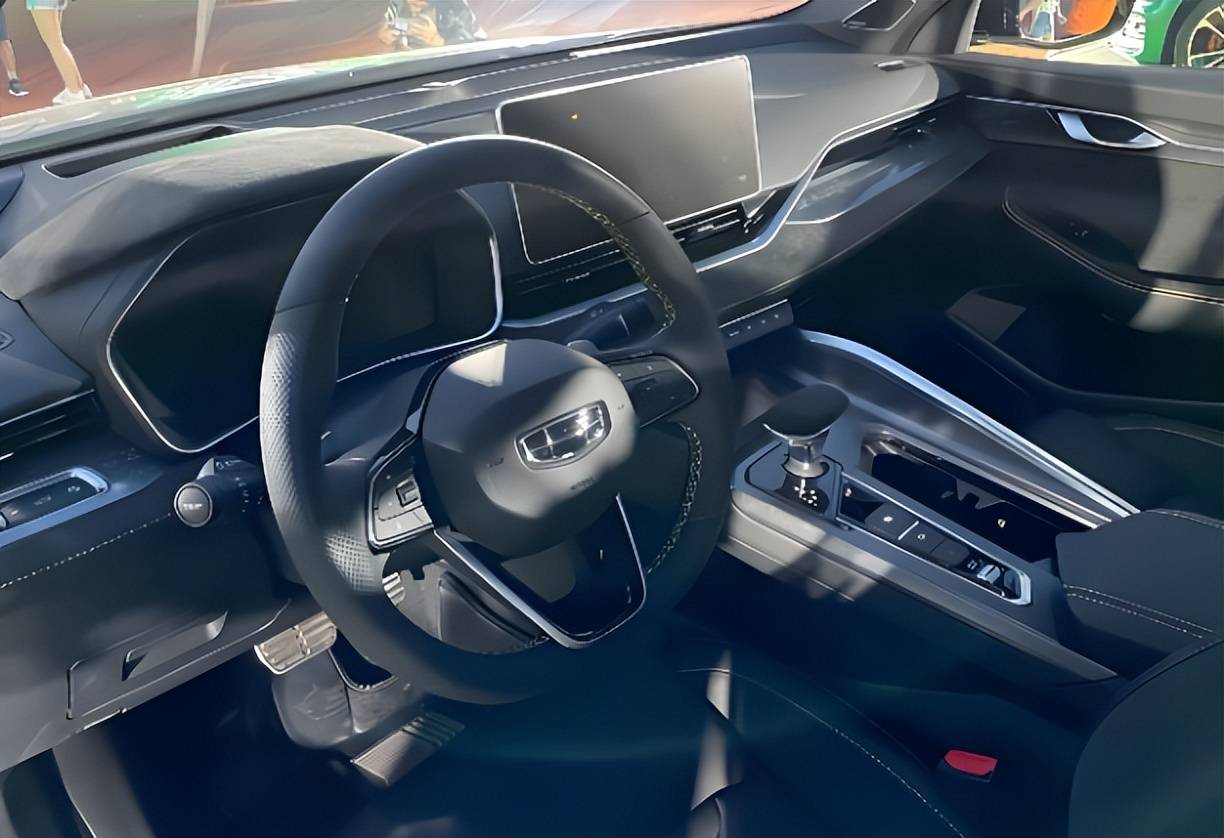 入手吉利星瑞龙腾版，新手入门级的“神车”_搜狐汽车_搜狐网