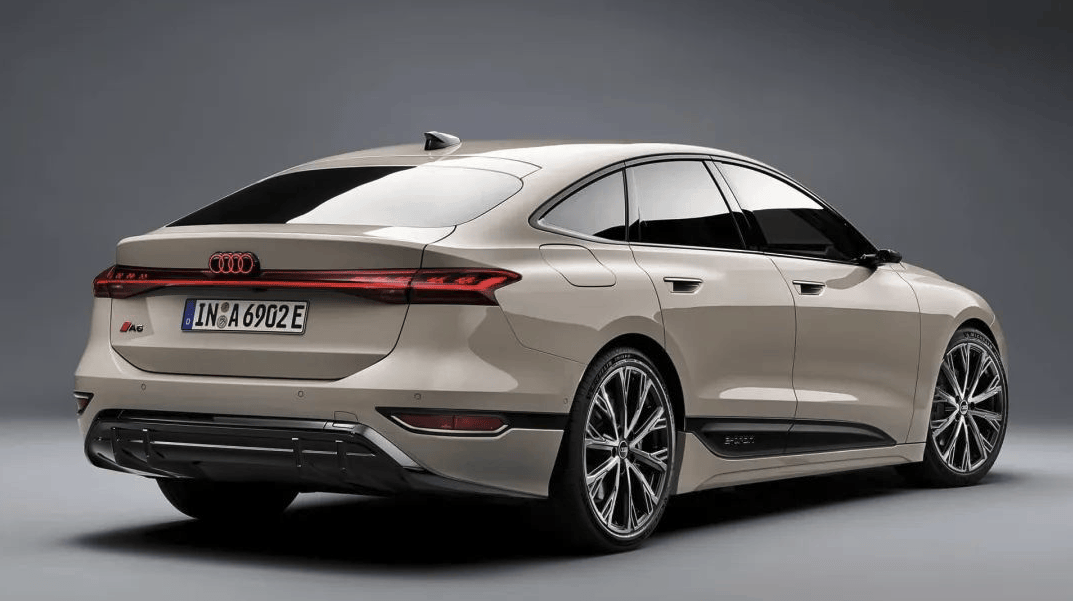 奥迪A6 e-tron正式亮相，800V+PPE平台，明年国产上市_搜狐汽车_搜狐网