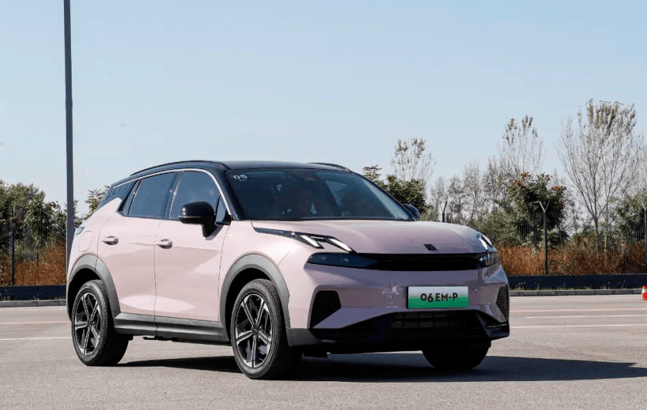 泊车技术哪家强？领克06EM-P、元Plus和宝马MINI横评_搜狐汽车_搜狐网