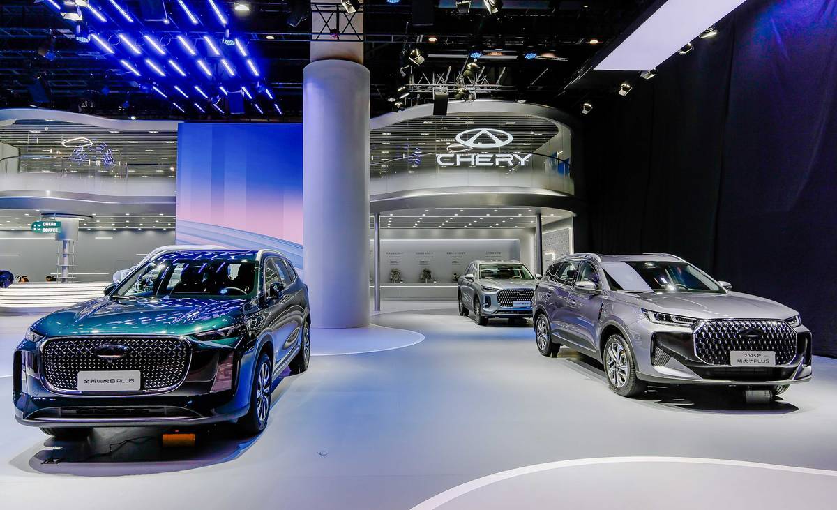 选择全新瑞虎8PLUS C-DM就选择了一种尊贵、舒适且安全的出行方式_搜狐汽车_搜狐网