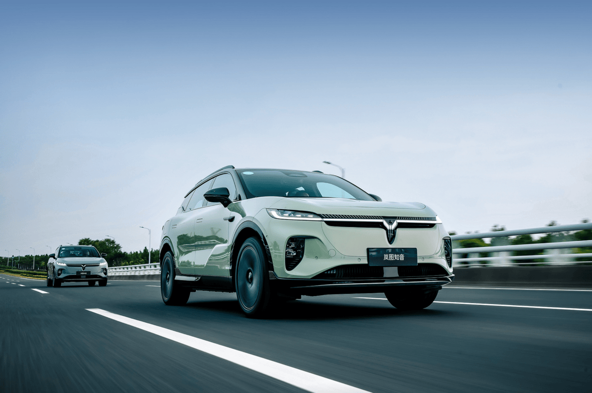 纯电家用SUV大混战 岚图知音/极氪7X/乐道L60谁才是性价比之王_搜狐汽车_搜狐网