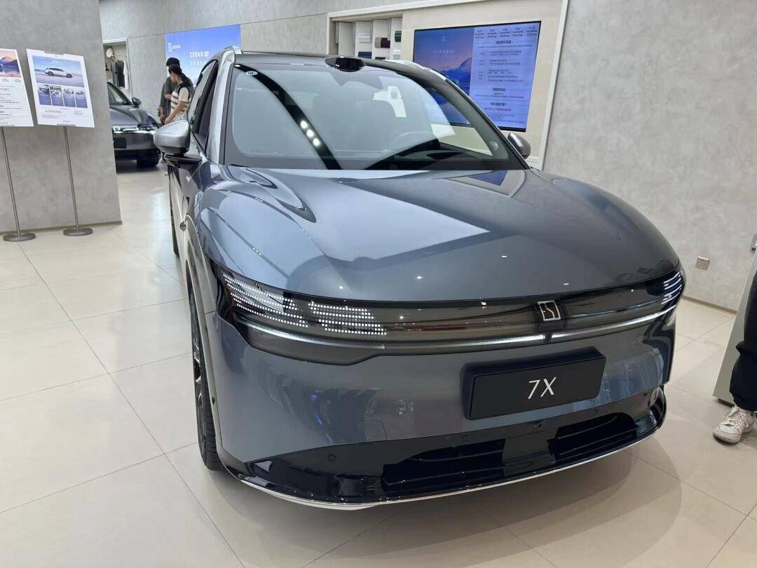 纯电家用SUV大混战 岚图知音/极氪7X/乐道L60谁才是性价比之王_搜狐汽车_搜狐网