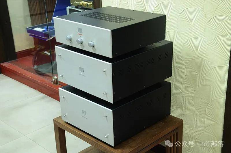 音乐贵族 Audio Note M10 Line旗舰三分体胆前级放大器_产品_品牌_音响