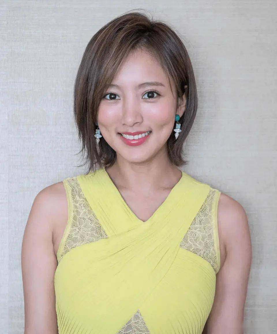 渡边夏菜写真展现完美身材,这谁顶得住她的美貌与才华的双重魅力？_气质_都能_任谁