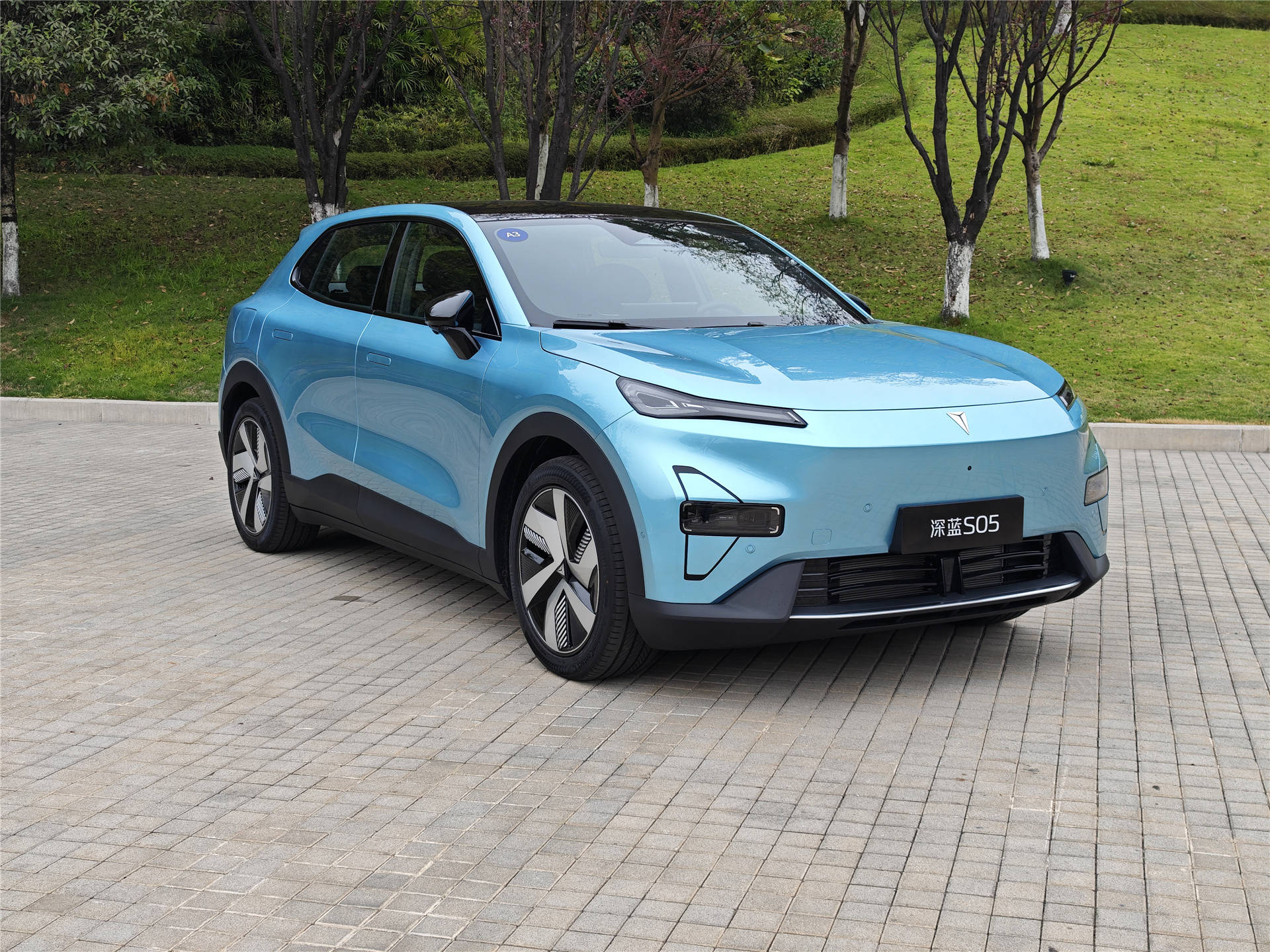 灵动操控，舒适享受，深蓝S05试驾体验全分享_搜狐汽车_搜狐网