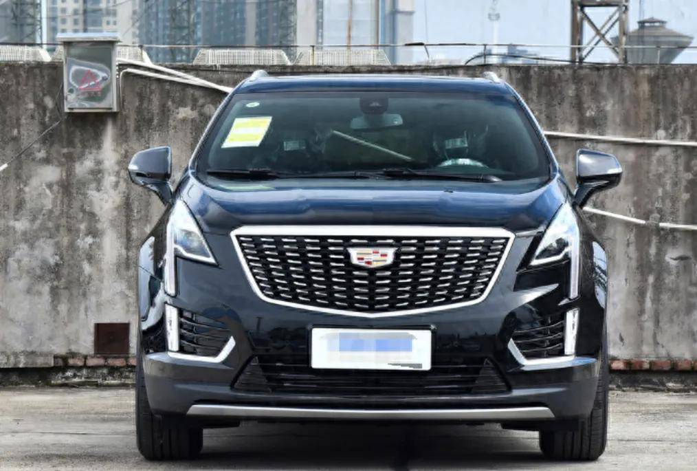 凯迪拉克“崩不住了”，暴跌13万，一路跌至14万，2.0T+9AT爆237马力_搜狐汽车_搜狐网