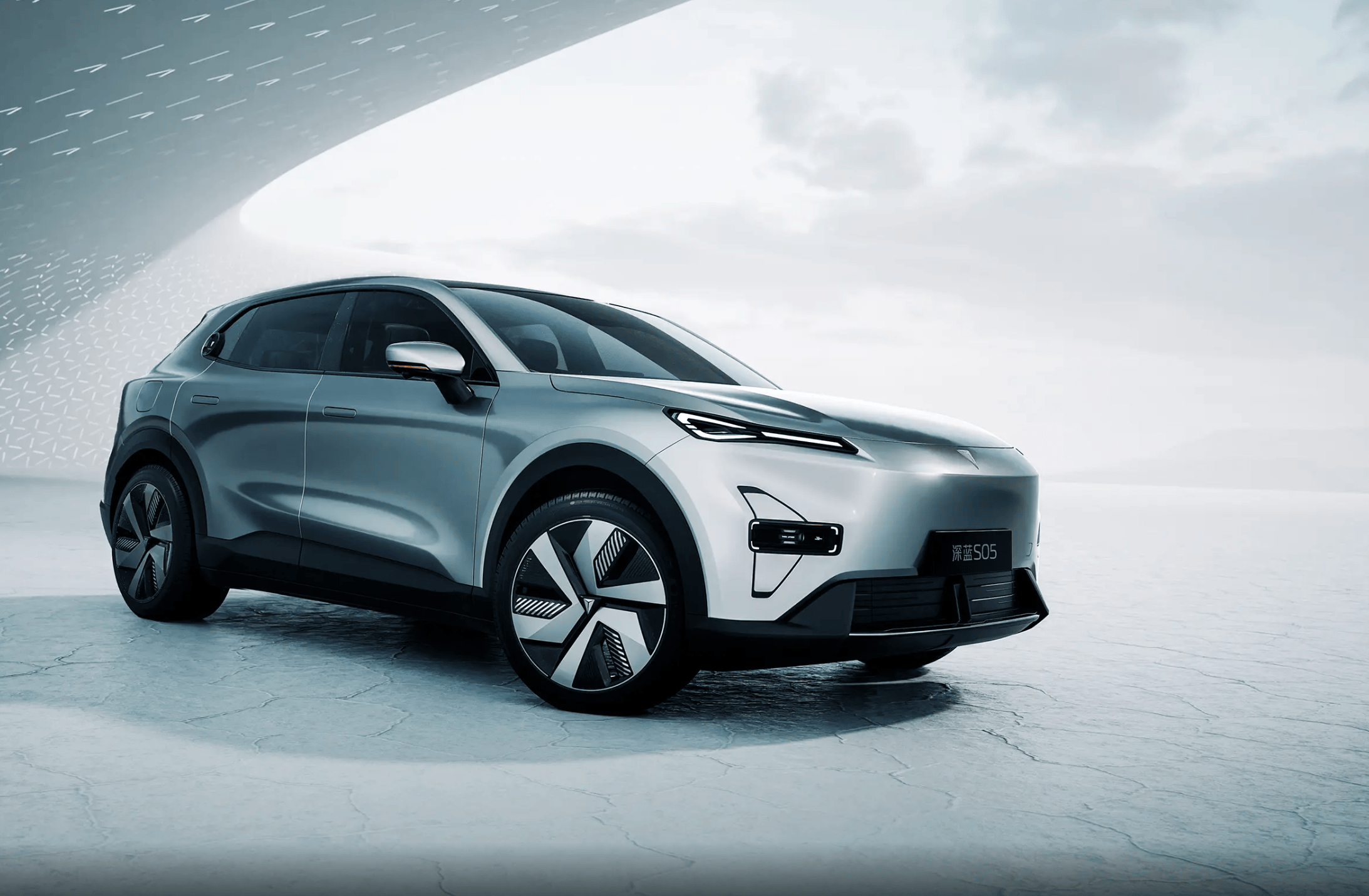 两款紧凑型爆款SUV，深蓝S05和银河E5怎么选？_搜狐汽车_搜狐网