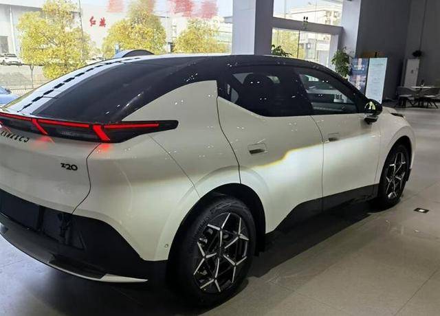 领克全新纯电 SUV Z20 即将亮相广州车展，你准备好了吗？_搜狐汽车_搜狐网