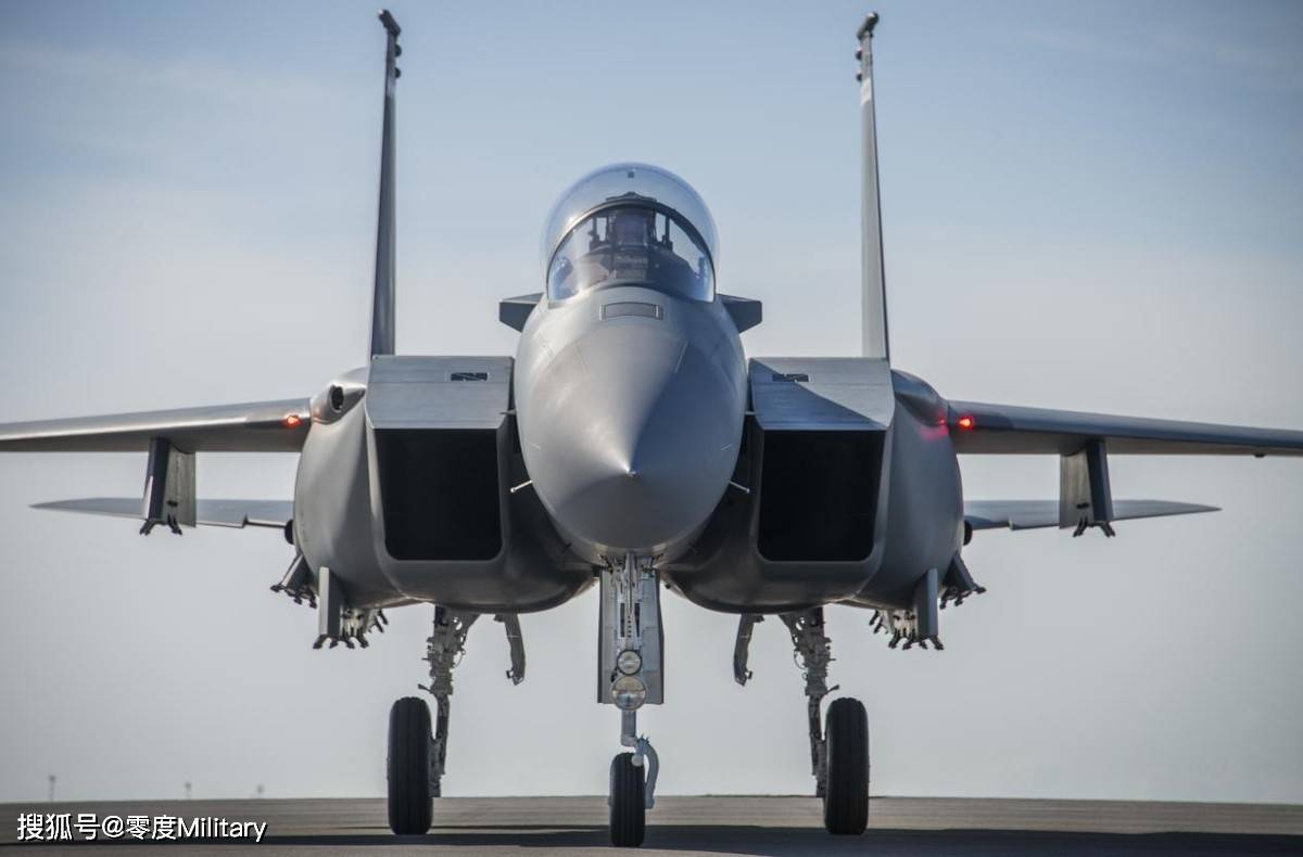 美国空军“先进鹰”项目取得新进展：波音公司推出第9架F-15EX战斗机 - 网际谈兵
