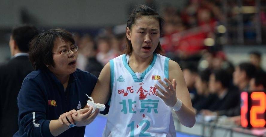 随着四川44分大胜，江苏35分大胜，山西险胜，WCBA最新排名如下_比赛_浙江女篮_比分