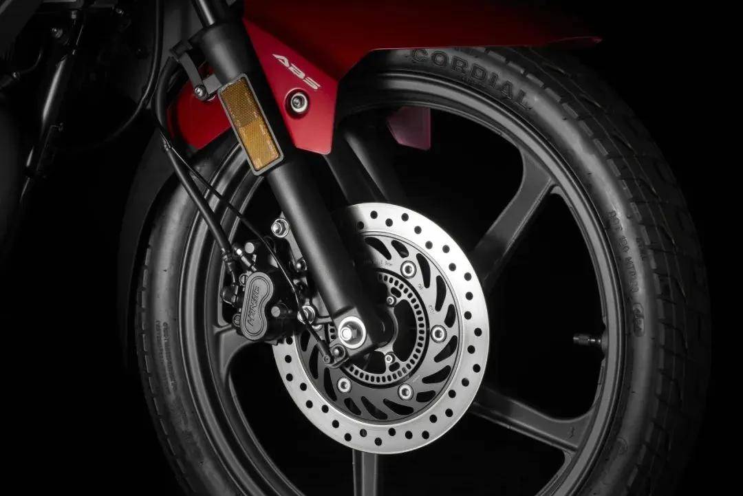 五羊本田发布CB150S MC︱通路车居然可以选配ABS！_搜狐汽车_搜狐网