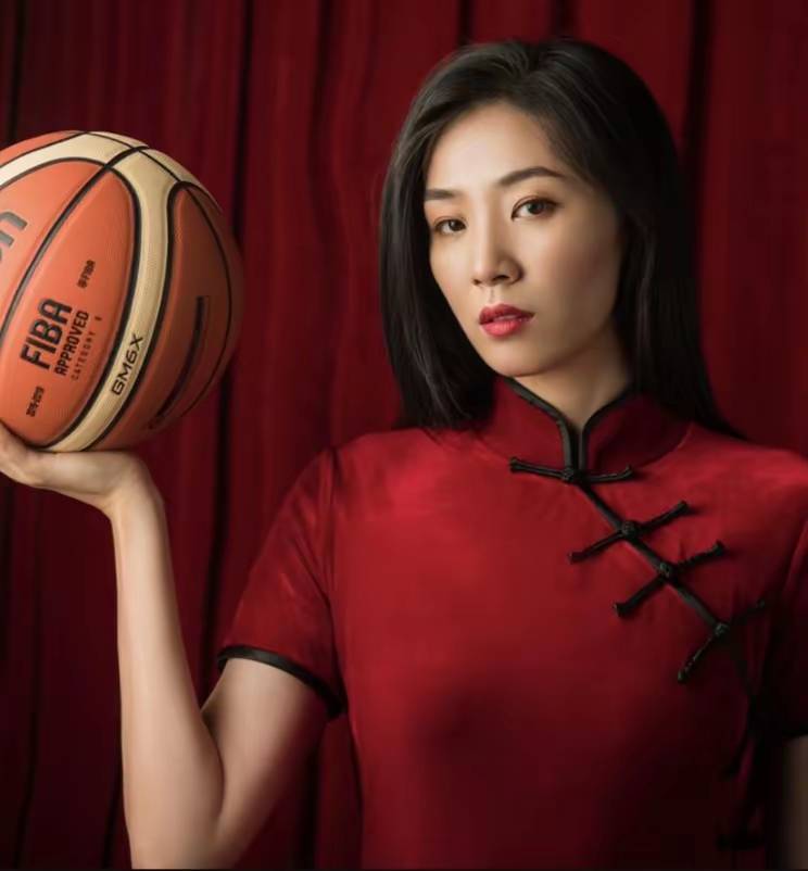赚钱养娃！35岁女篮美女宣布复出，退役两年后回归WCBA，颜值不俗_赵爽_中国女篮_球迷