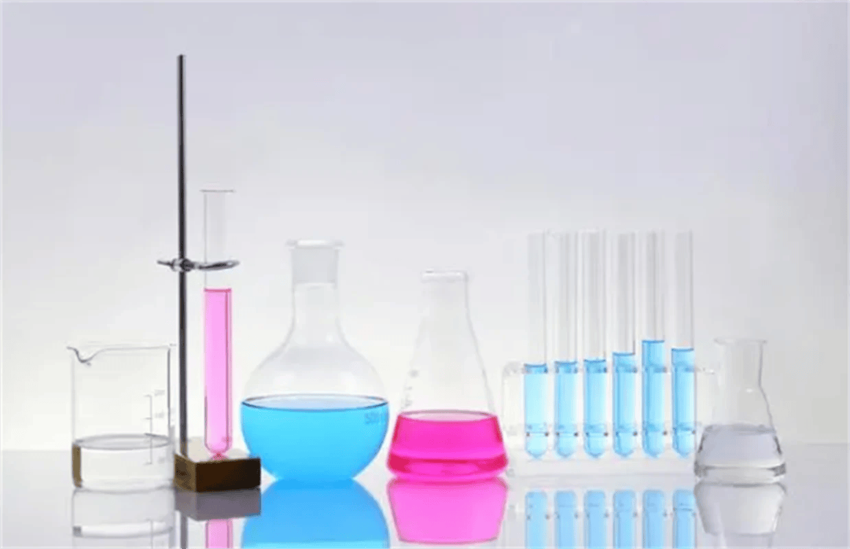 2353410-19-0，Bromoacetamido-PEG5-DOTA，能够与其他分子发生化学反应