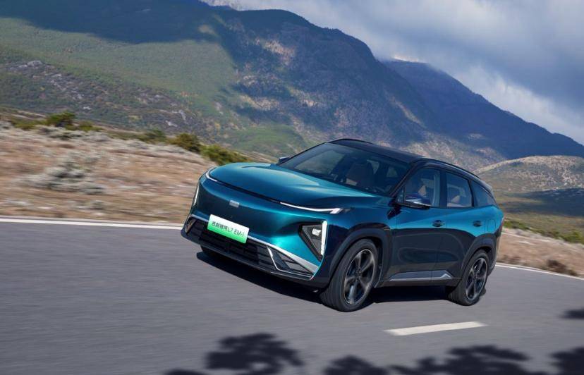 吉利银河L7 EM-i震撼上市！11.58万元起开启超值电混SUV新体验_搜狐汽车_搜狐网