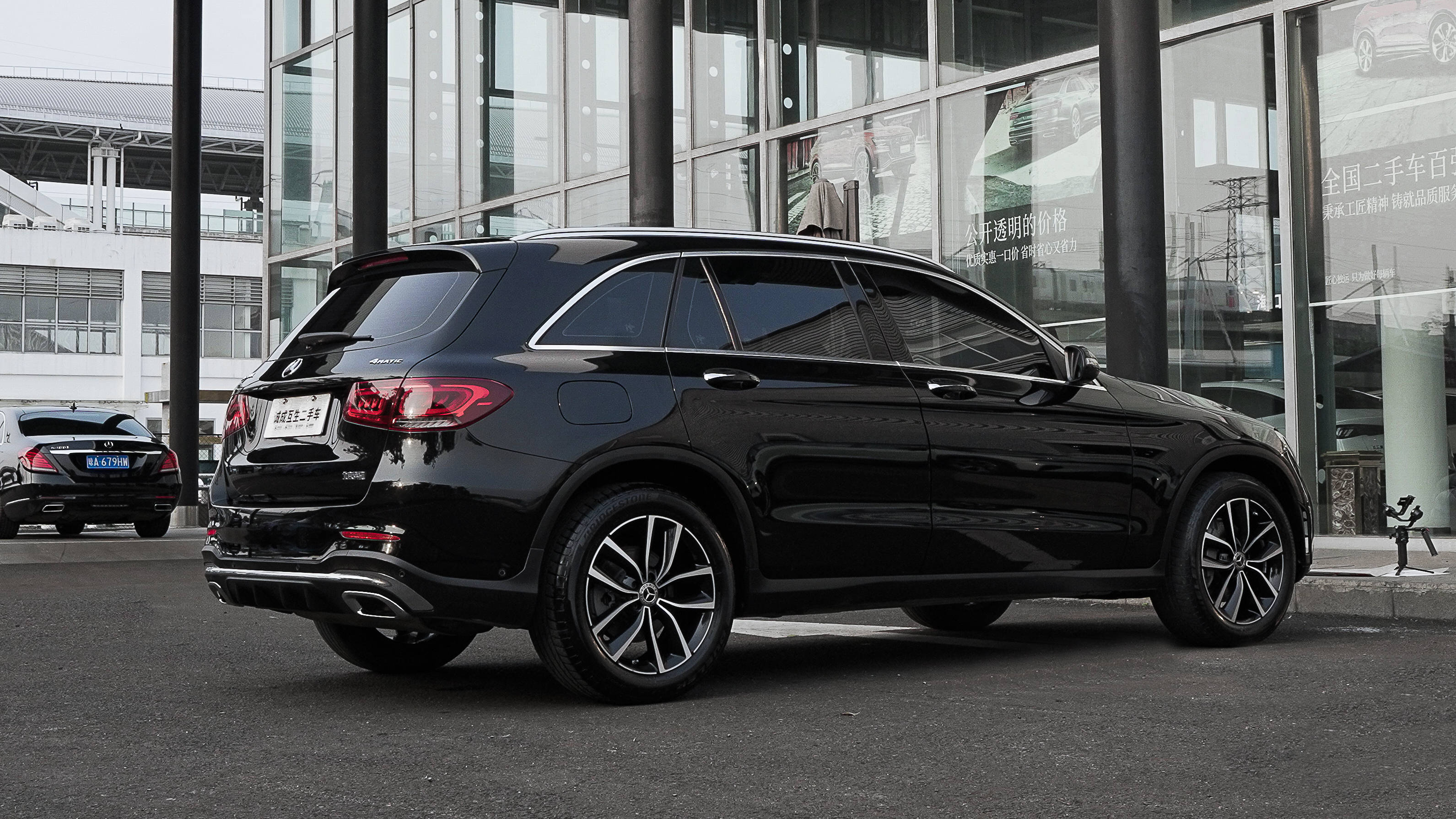 豪华SUV“人气王”，3年多车龄，半价左右！【奔驰 GLC260L 4MATIC 豪华型】_搜狐汽车_搜狐网