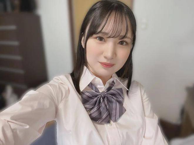 堀田真央：双鱼座的日本新星，身高160cm的魅力女孩_Hotta_Mao_偶像