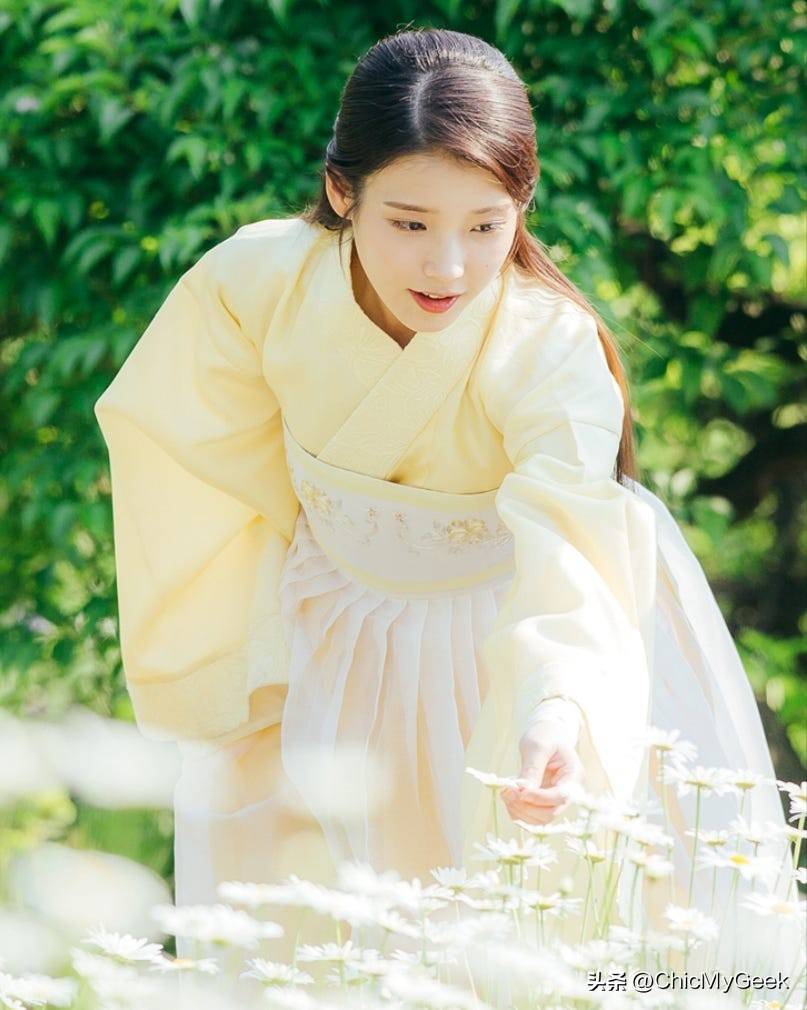 IU李智恩成全韩片酬最高女星，单集5亿！_造型_生活_解树