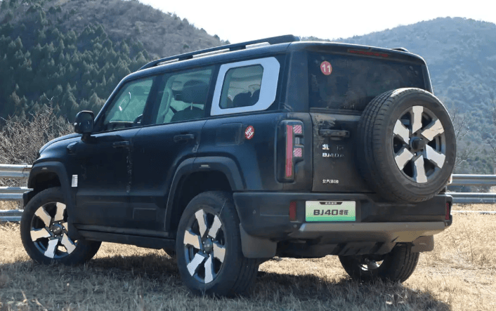 续航破千！北京BJ40增程版来了，三把锁全系标配，17.98万元起售_搜狐汽车_搜狐网