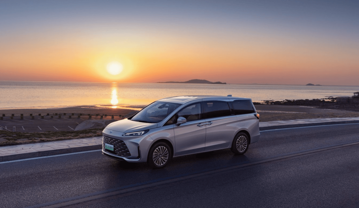 别克GL8陆尚正式上市：新能源MPV市场迎来“务实派”选手_搜狐汽车_搜狐网