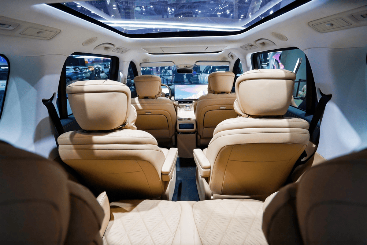 奇瑞风云T11现身上海车展，中大型SUV市场迎来“六边形战士”_搜狐汽车_搜狐网