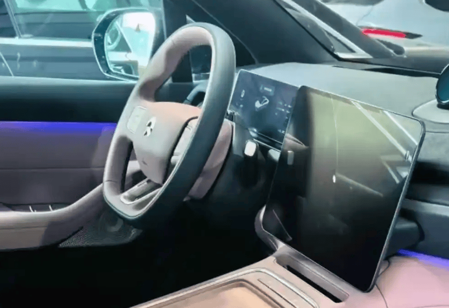 新款蔚来 ES6 / 新款蔚来 EC6 实车谍照曝光！采用 “NT2.5 平台_搜狐汽车_搜狐网