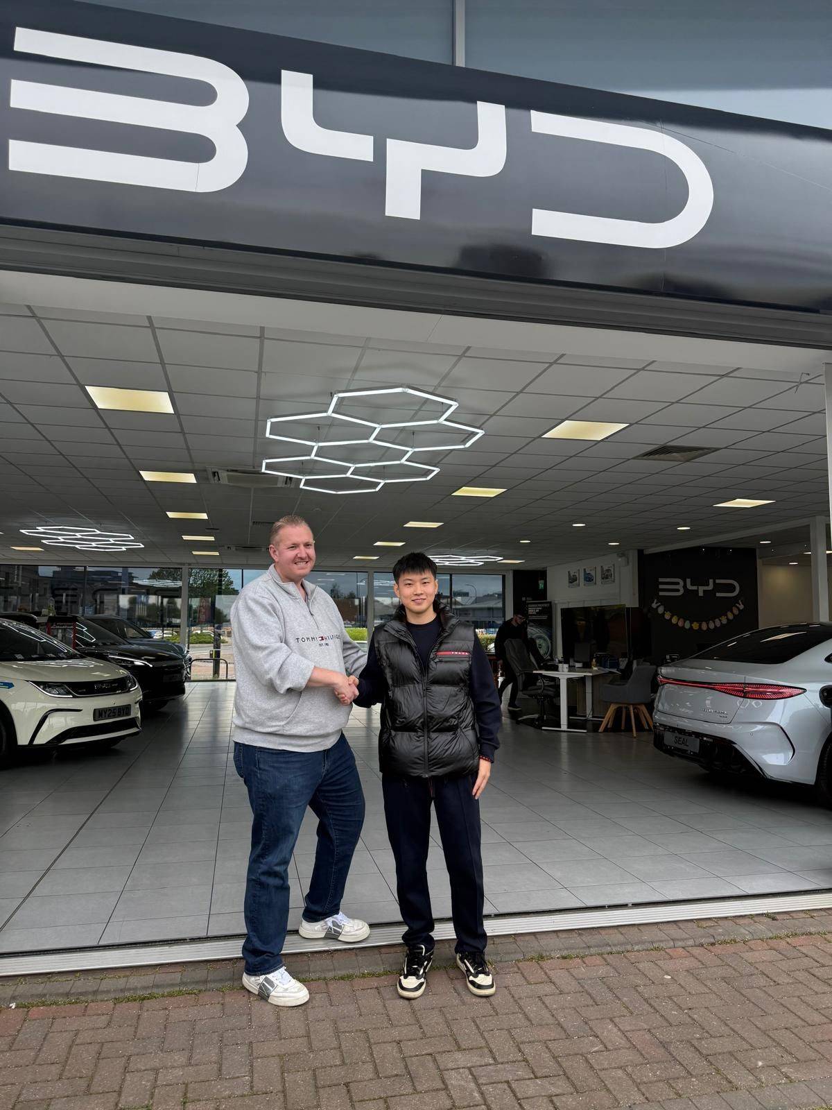 赵心童夺冠座驾，海狮07EV助力斯诺克历史突破？_搜狐汽车_搜狐网