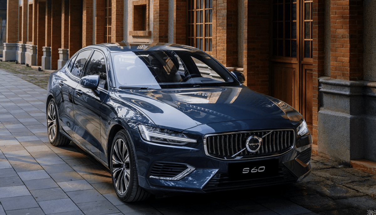 年轻人的首台豪华轿车，沃尔沃S60 vs凯迪拉克CT5，谁是“质价比之王”？_搜狐汽车_搜狐网