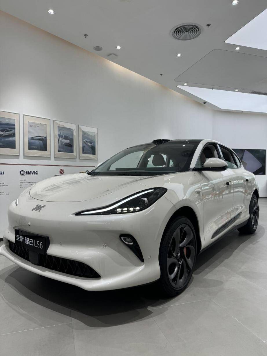 选车纠结症犯了？昊铂HT与智己LS6用续航补能大PK 给你答案_搜狐汽车_搜狐网