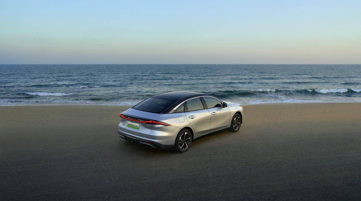 吉利银河L6EM-I限时补贴价6.98万元起！这次是真要抓紧冲了！_搜狐汽车_搜狐网