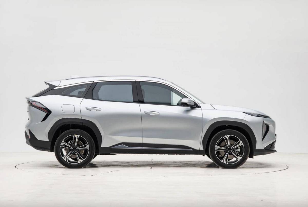 三电全栈自研≠技术领先？9.98万起的银河 L7 EM-i诠释真正的实力_搜狐汽车_搜狐网