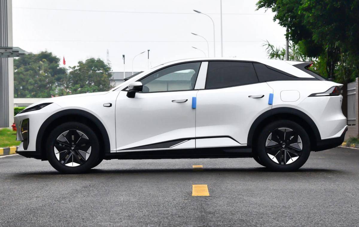 极狐阿尔法T5对比深蓝S07，谁才是更值得推荐的15万级新能源SUV？_搜狐汽车_搜狐网