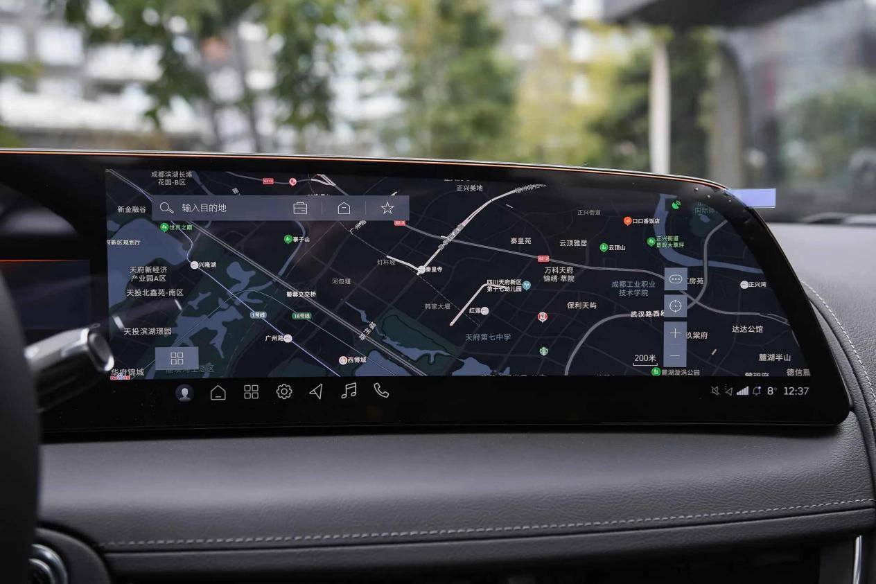 凯迪拉克CT5新增车型，一口价20.69万，配2.0T发动机+10AT变速箱_搜狐汽车_搜狐网