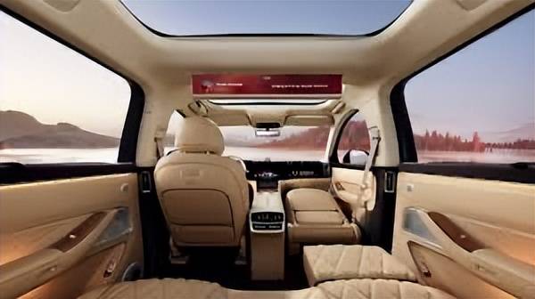 大家庭新能源SUV该买谁？ 问界M8、领克900、深蓝S09测评_搜狐汽车_搜狐网