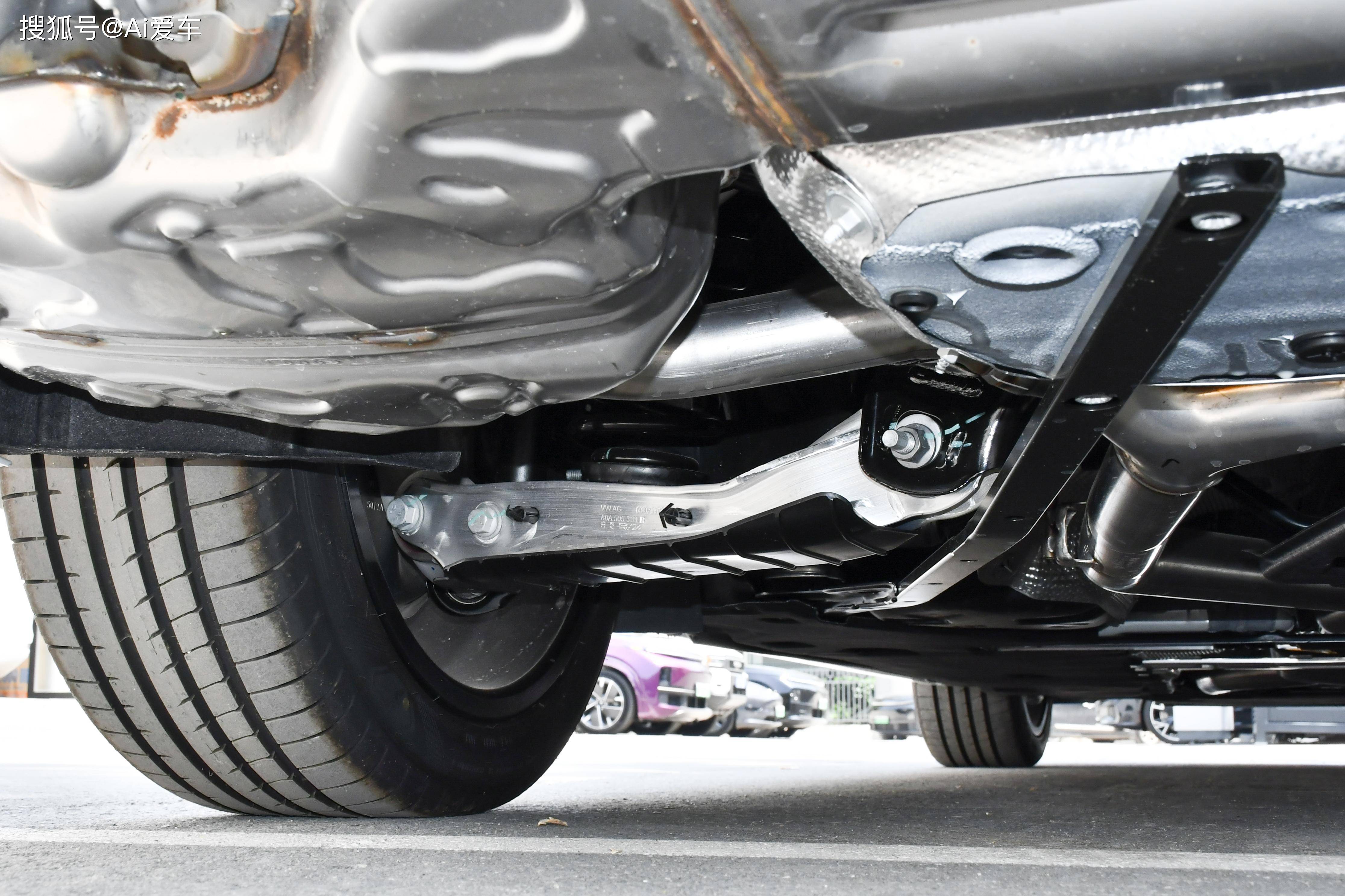 奥迪A7L"绝地反击"！暴跌19万，3.0T+四驱破百5.6s，真实在_搜狐汽车_搜狐网