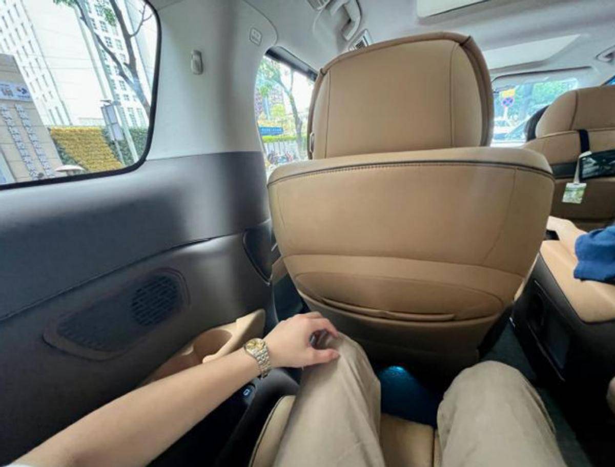 要买MPV的来看看，翼真L380对比腾势D9，谁才是30万最佳选择_搜狐汽车_搜狐网